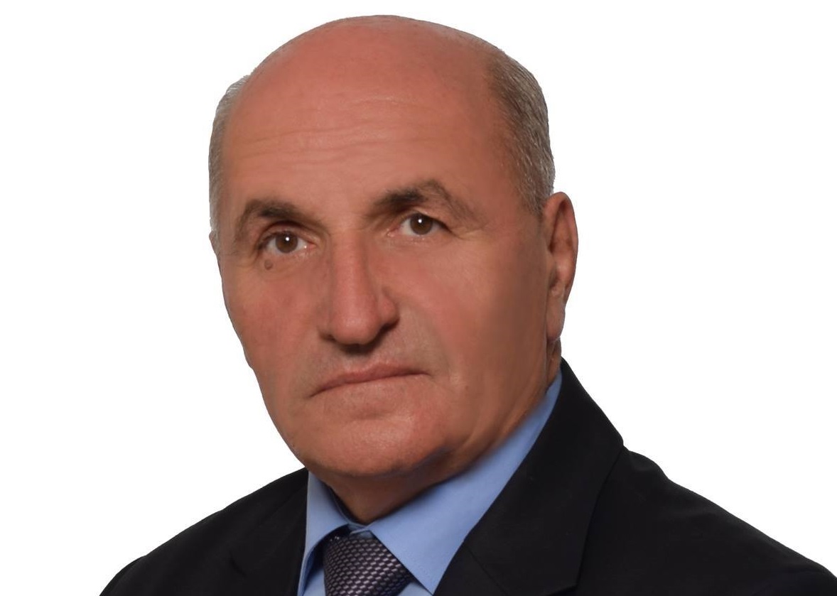 Biografia e Ridvan Hoxhës - Prizreni Sot
